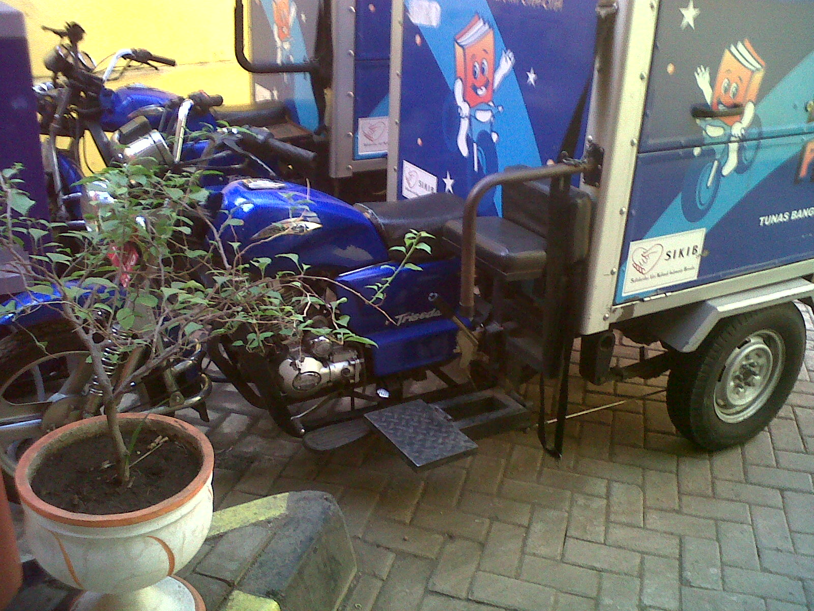 Kaisar RoTi | sekedar coretan