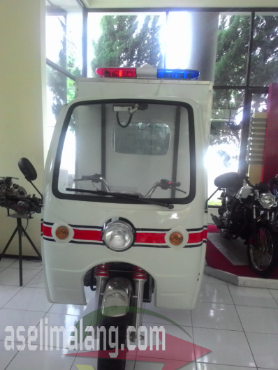 Lebih dekat Ambulance R3 Happy | sekedar coretan