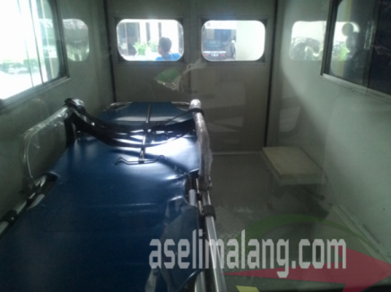 Lebih dekat Ambulance R3 Happy | sekedar coretan