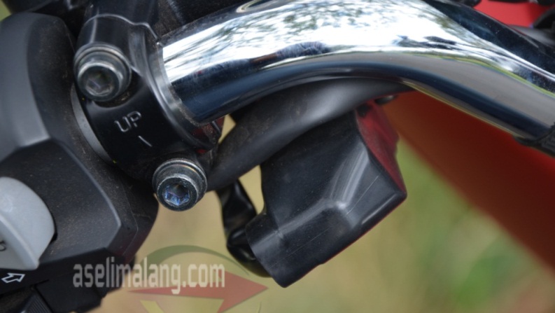Nggak bisa starter Honda PCX 150 meski sudah tekan tuas rem? Ini ...