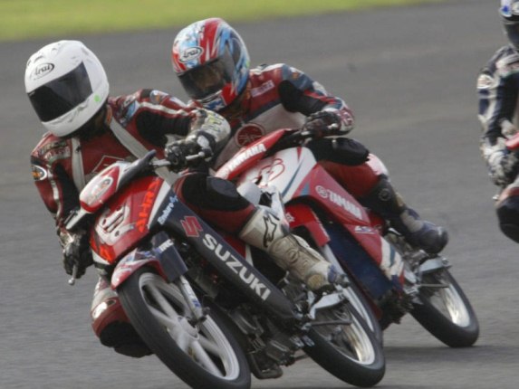 Suzuki reborn, tim balap Suzuki Motor Jatim resmi diperkenalkan ...